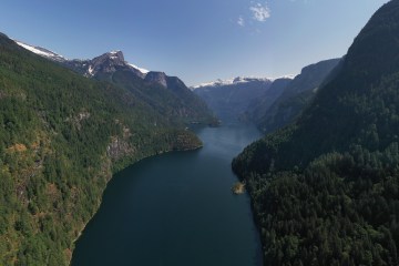 Princess Louisa Inlet BC Boat Tour | Egmont Adventure Centre